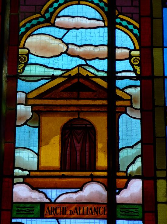 Photos de Vitraux - L'Arche d'Alliance